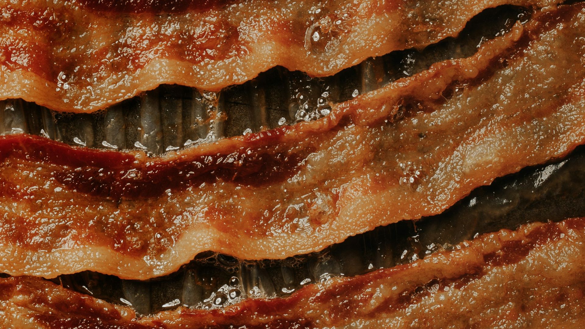 From Milk to Bacon: 20 Strangest Things You Can Technically Deep Fry