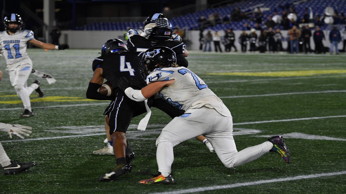 Stephen Decatur Edges Huntingtown 13-12 for Second Straight 2A Title