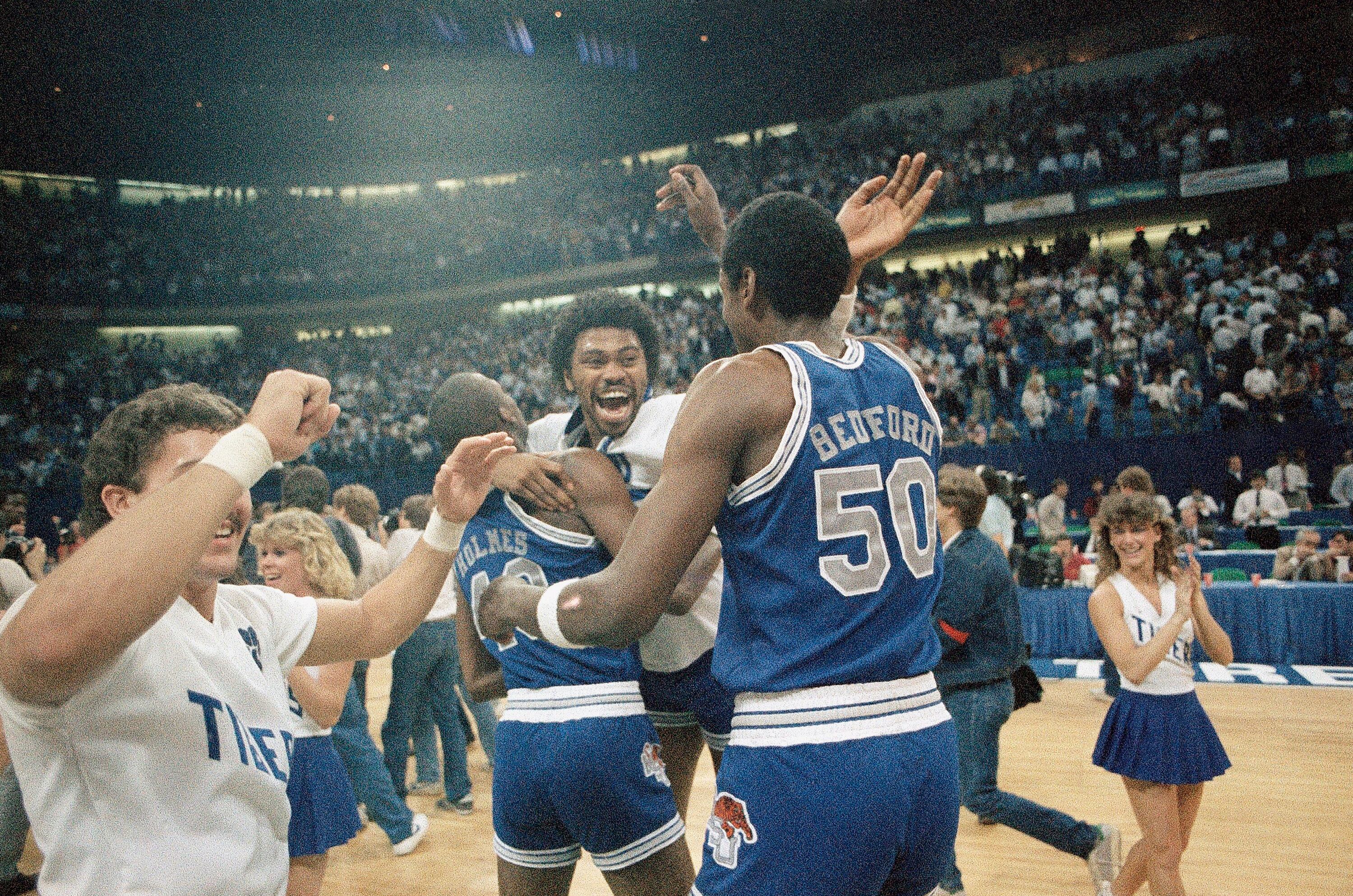 William Bedford named to the 2025 Memphis Tigers Basketball Hall of Fame