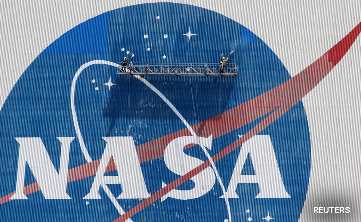 NASA To Cut Over 2,000 Senior Employees Due To Trump Budget Cuts
