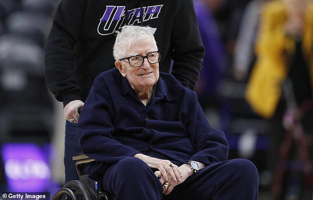 NBA icon and former Coach of the Year dead at 93: Tributes pour in for ...