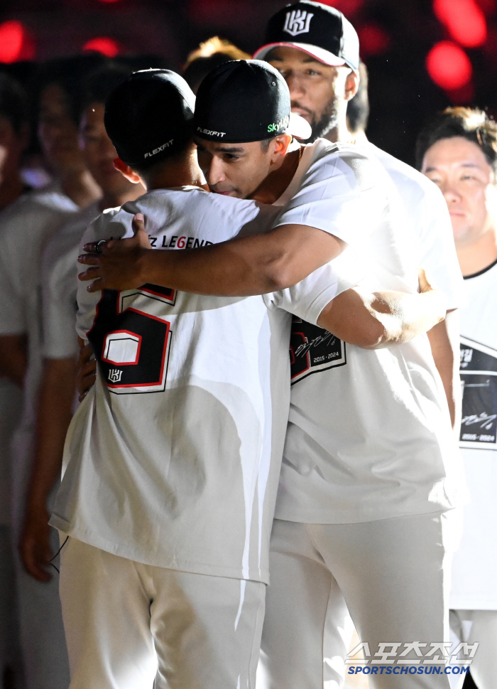 157km 초강력 매물이 갑자기 시장에...KT는 왜, 7년 동행 '헌신의 아이콘'과 전격 이별 선택했을까