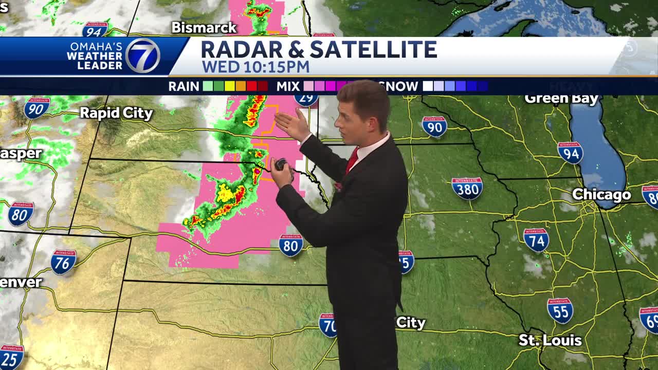 Strong to severe thunderstorms overnight