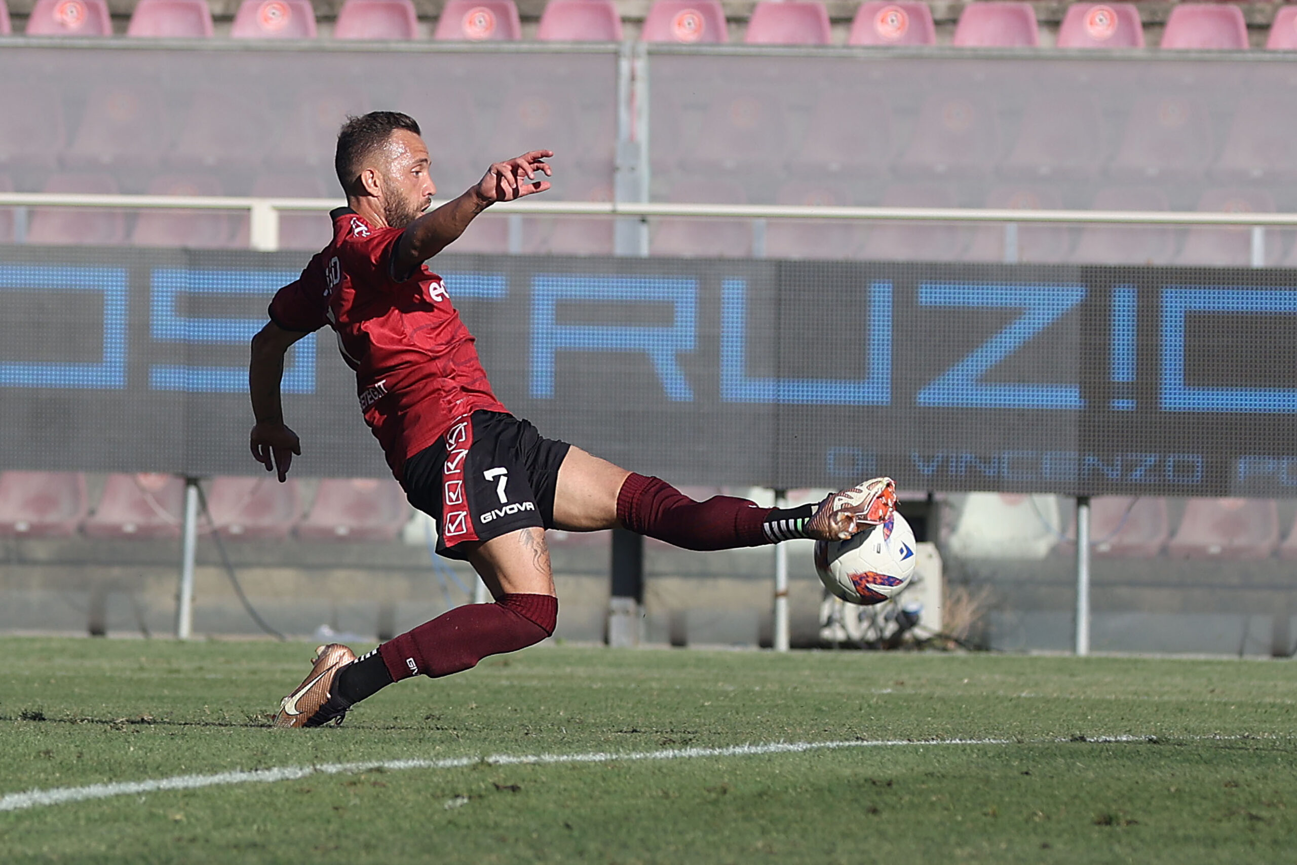 Mungo, Zenuni e Distratto rinforzano la Reggina