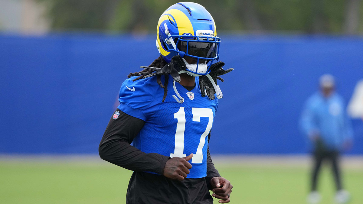 Davante Adams earning rave reviews despite his age at Rams camp