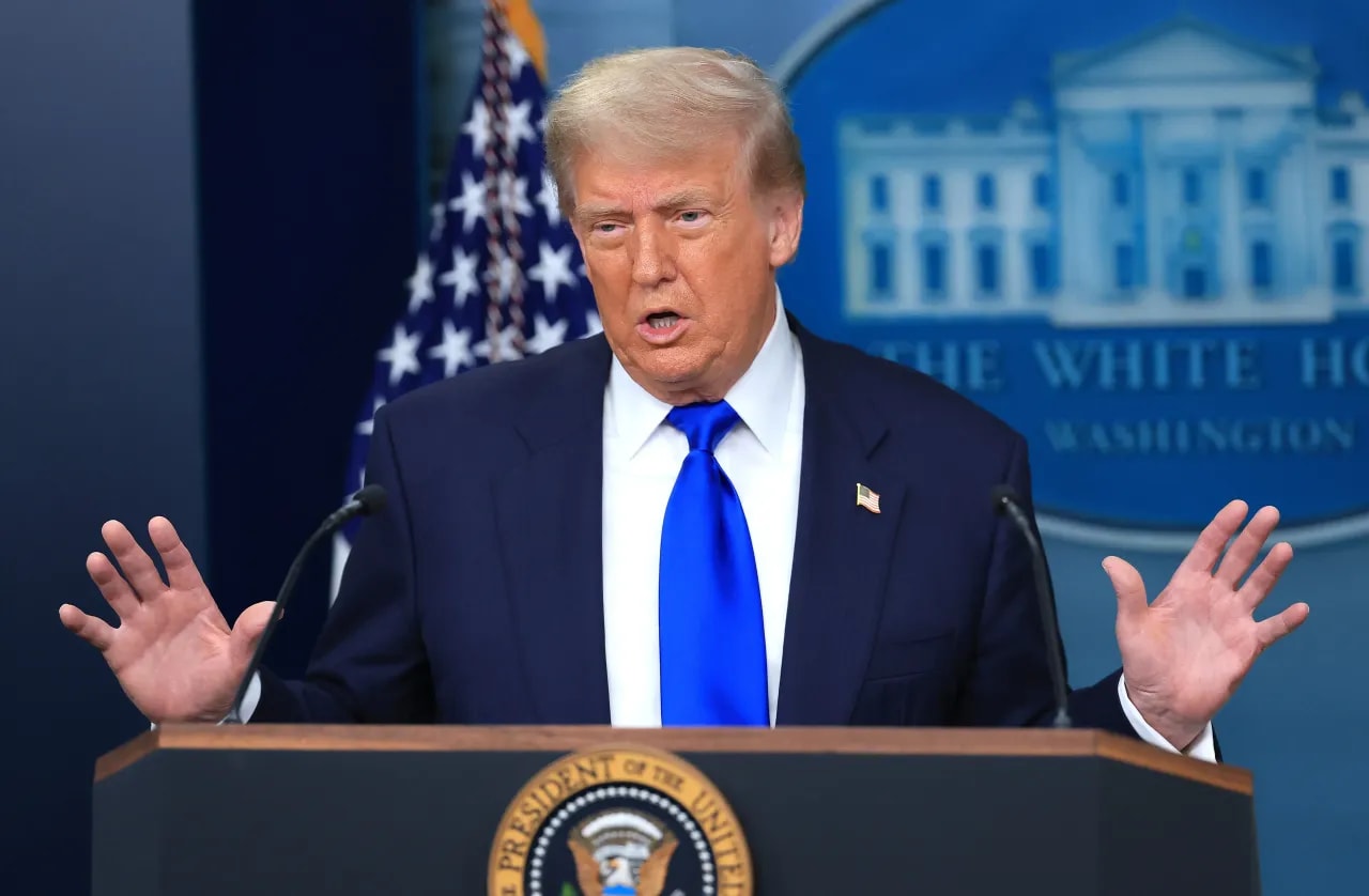 Trump Hits Algeria With 30% Tariffs, Warns Against Transshipping Goods ...