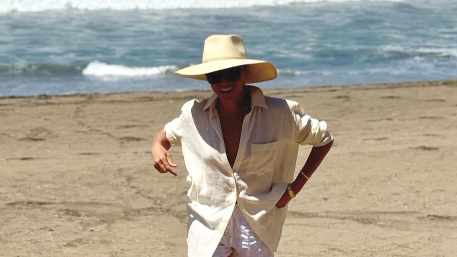 Privater Einblick: Meghan und Harrys Familie am Strand