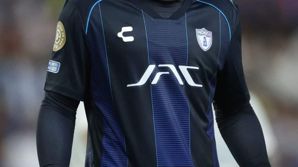 Pachuca presume sus nuevo uniforme: Así fue la espectacular ...