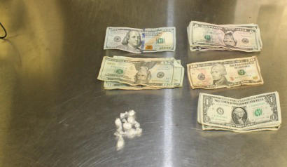 Two arrested in Holyoke drug bust after crack cocaine found in chip bag