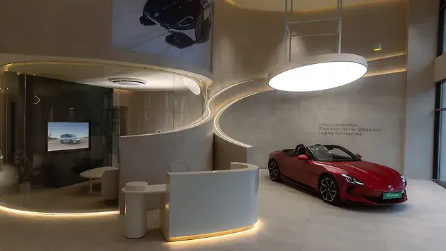 MG Select Opens First Luxury Experience Centre in India, Launches in Thane