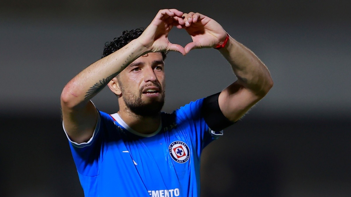 Brutal golazo de Nacho Rivero en el Cruz Azul vs Colorado Rapids de ...