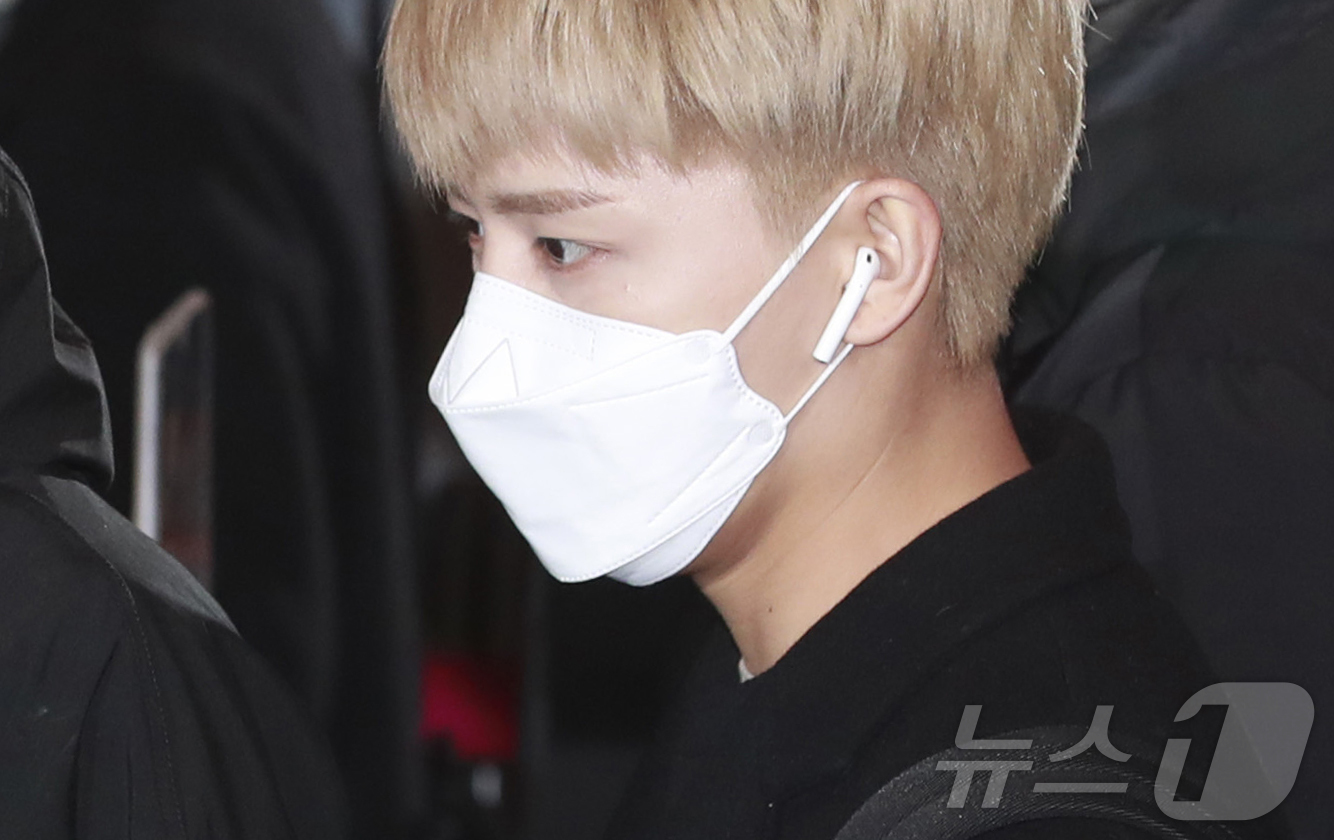 '특수준강간 혐의' NCT 출신 태일, 징역 3년 6개월 확정…대법원 상고 기각