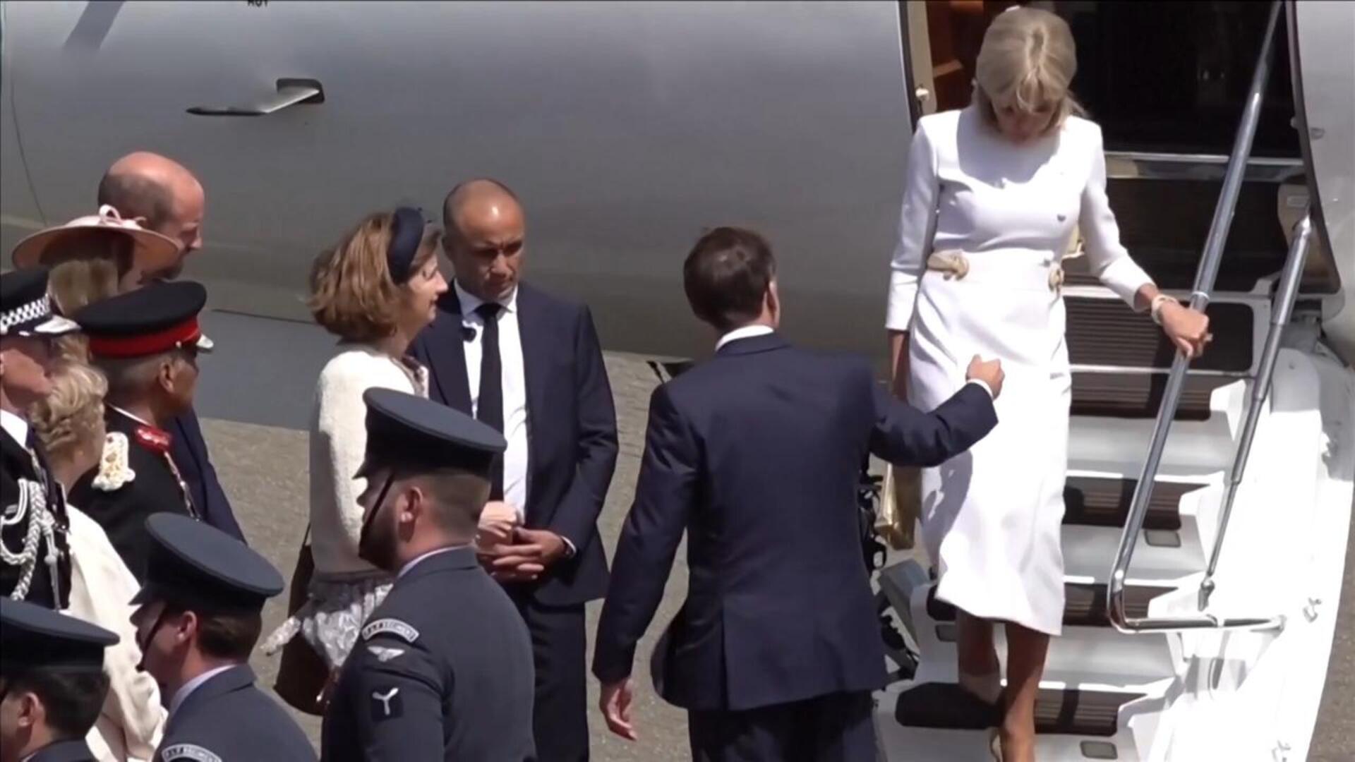 Brigitte Macron snubbing Emmanuel marks ‘unfortunate start’ to royal visit