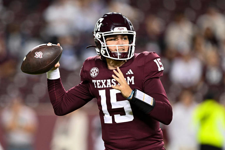 'He's been outstanding' Houston HC praises former Texas A&M QB Conner ...