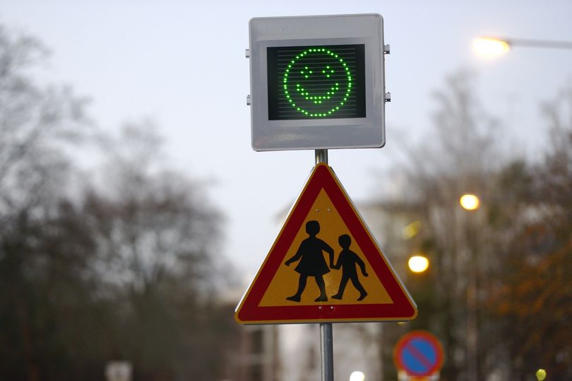 Drivers warned 'don't be fooled' as 'friendly' signs can mean a fine