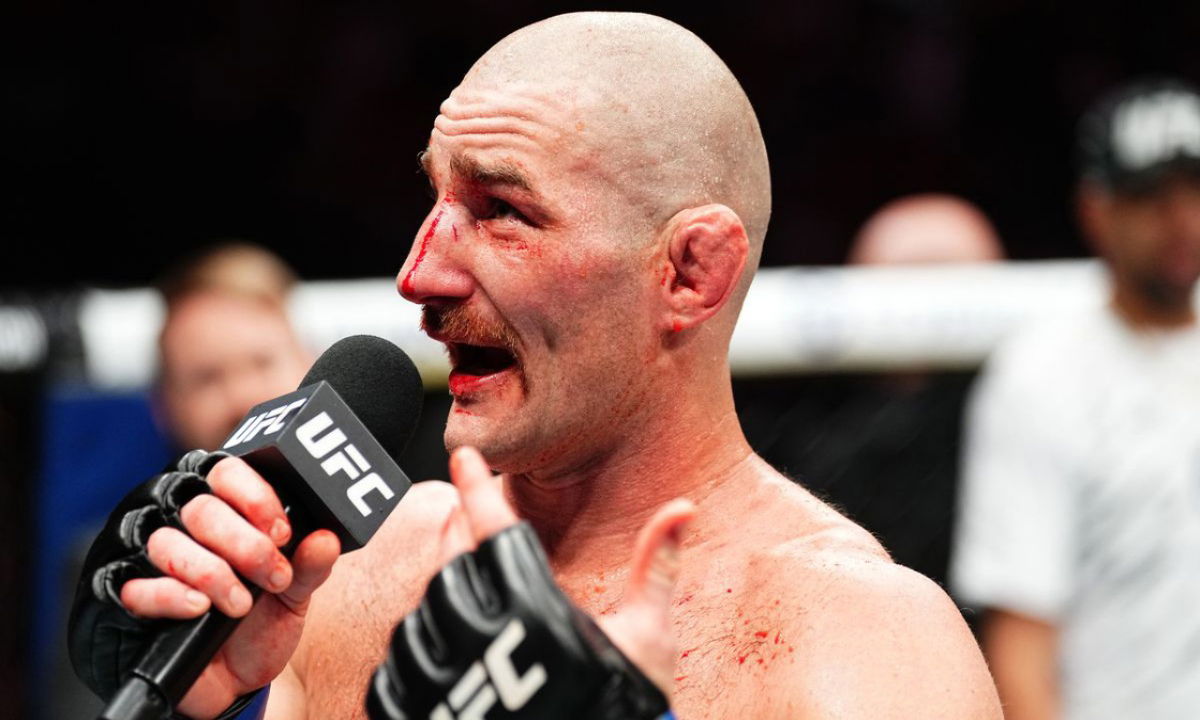 Israel Adesanya Reminded of UFC 293 Beatdown After Constantly Chasing ...