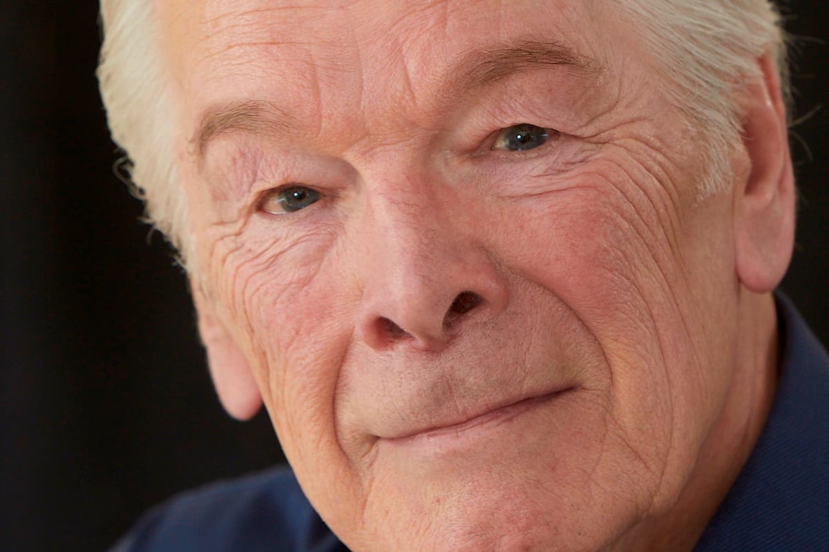 Ex-EastEnders star and prolific theatre actor Frank Barrie dies aged 88