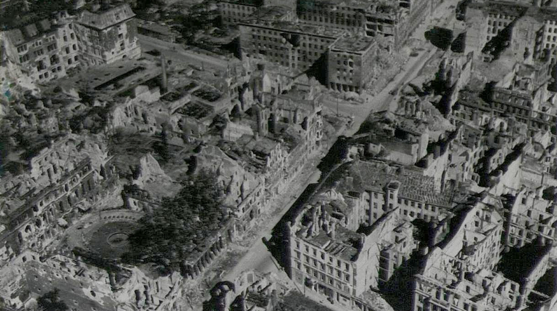 The deadliest bombings in military history