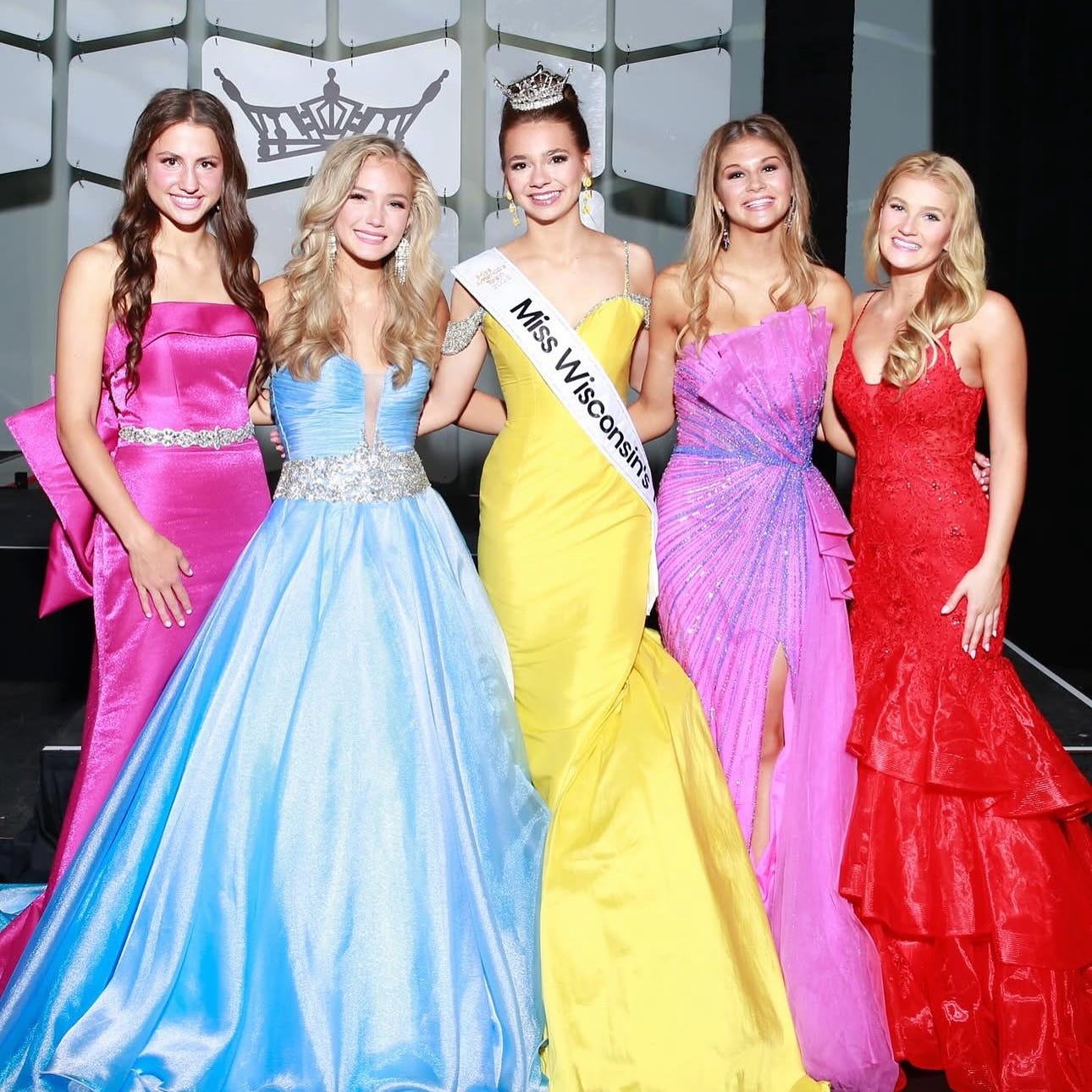 Door County high school student makes local history at Miss Wisconsin's ...