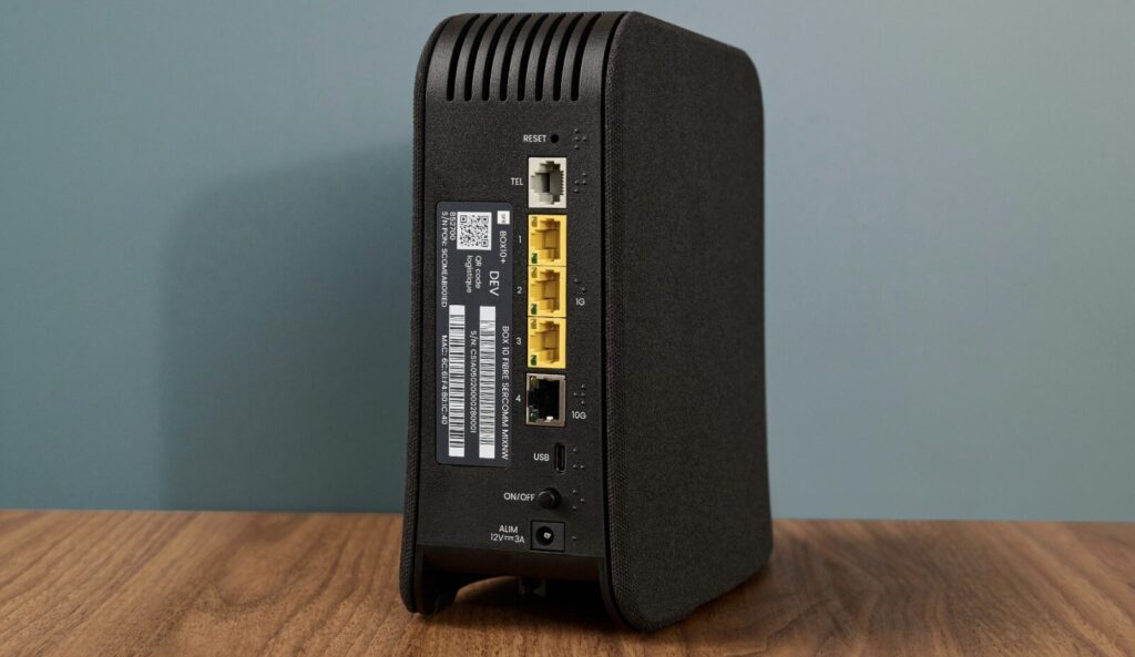 SFR dévoile la Box 10+, sa toute première box avec du Wi-Fi 7