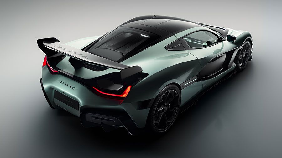 Rimac Nevera R premiata con il Red Dot Award 2025 per il design