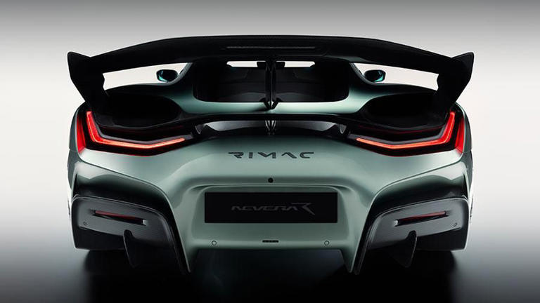 Rimac Nevera R premiata con il Red Dot Award 2025 per il design