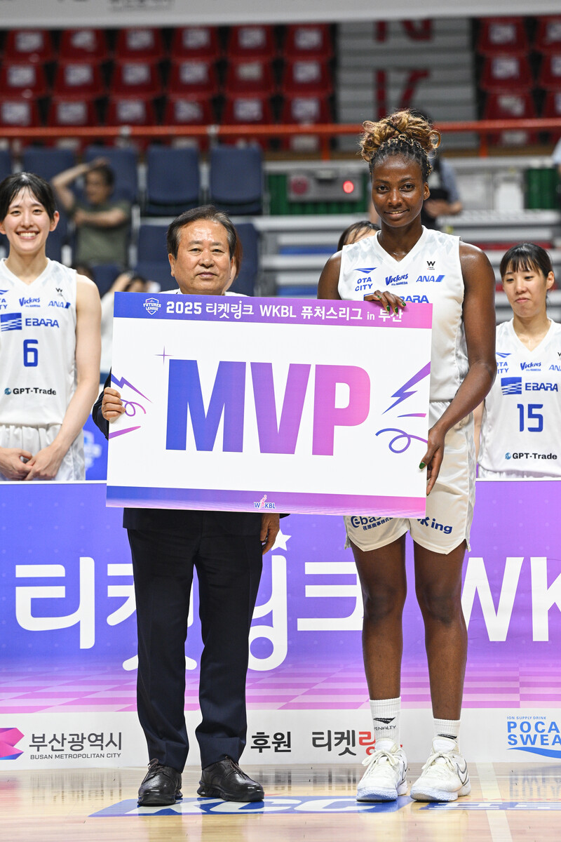 [WKBL 퓨처스 리그] 'MVP 기쁨' 아이베 치캄소, '다양한 팀들과 경기, 적응력 높이는데 좋은 계기'