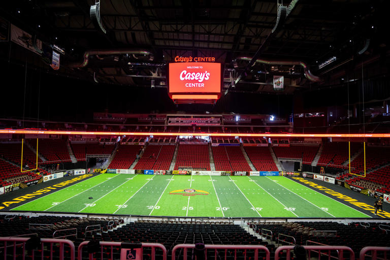 Casey's CEO celebrates renaming of Des Moines arena, talks company growth