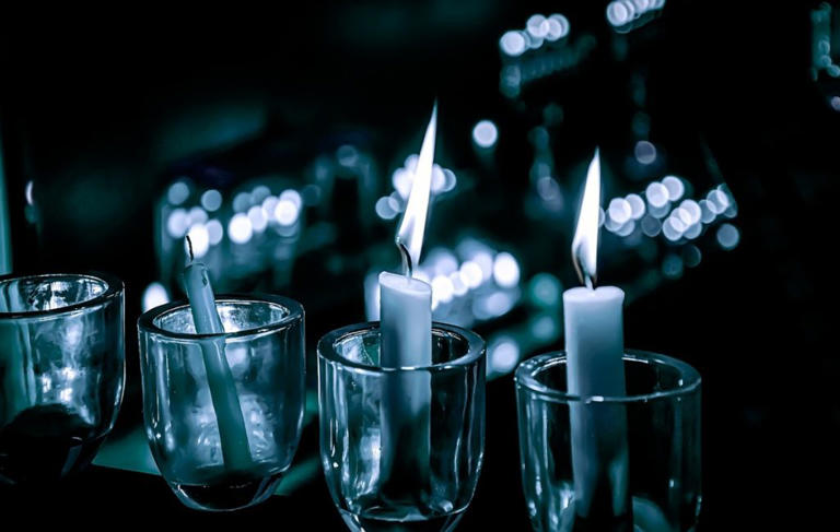 Everything you should know about candle magick