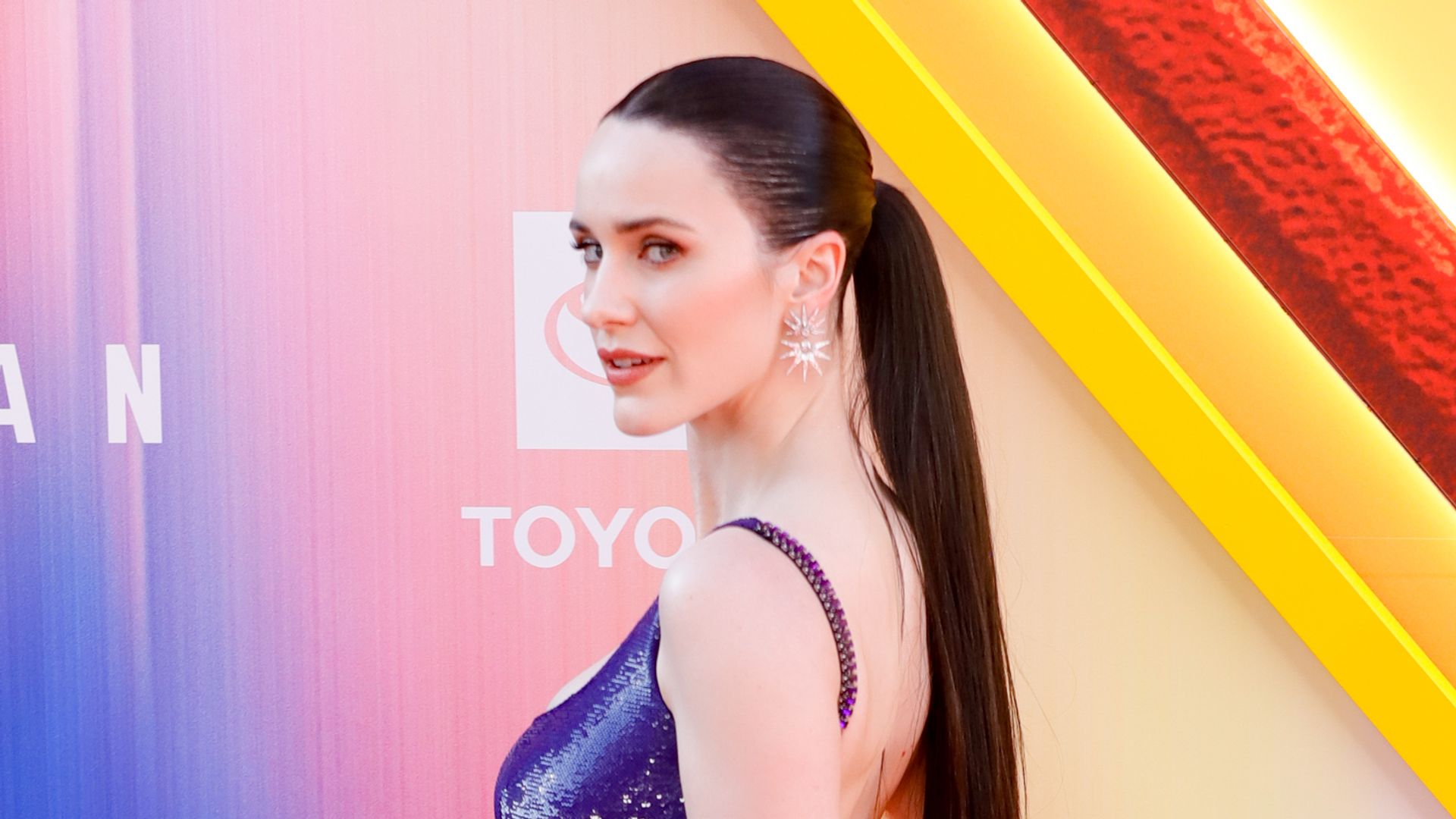 Meet Rachel Brosnahan's handsome actor husband who would give Superman ...