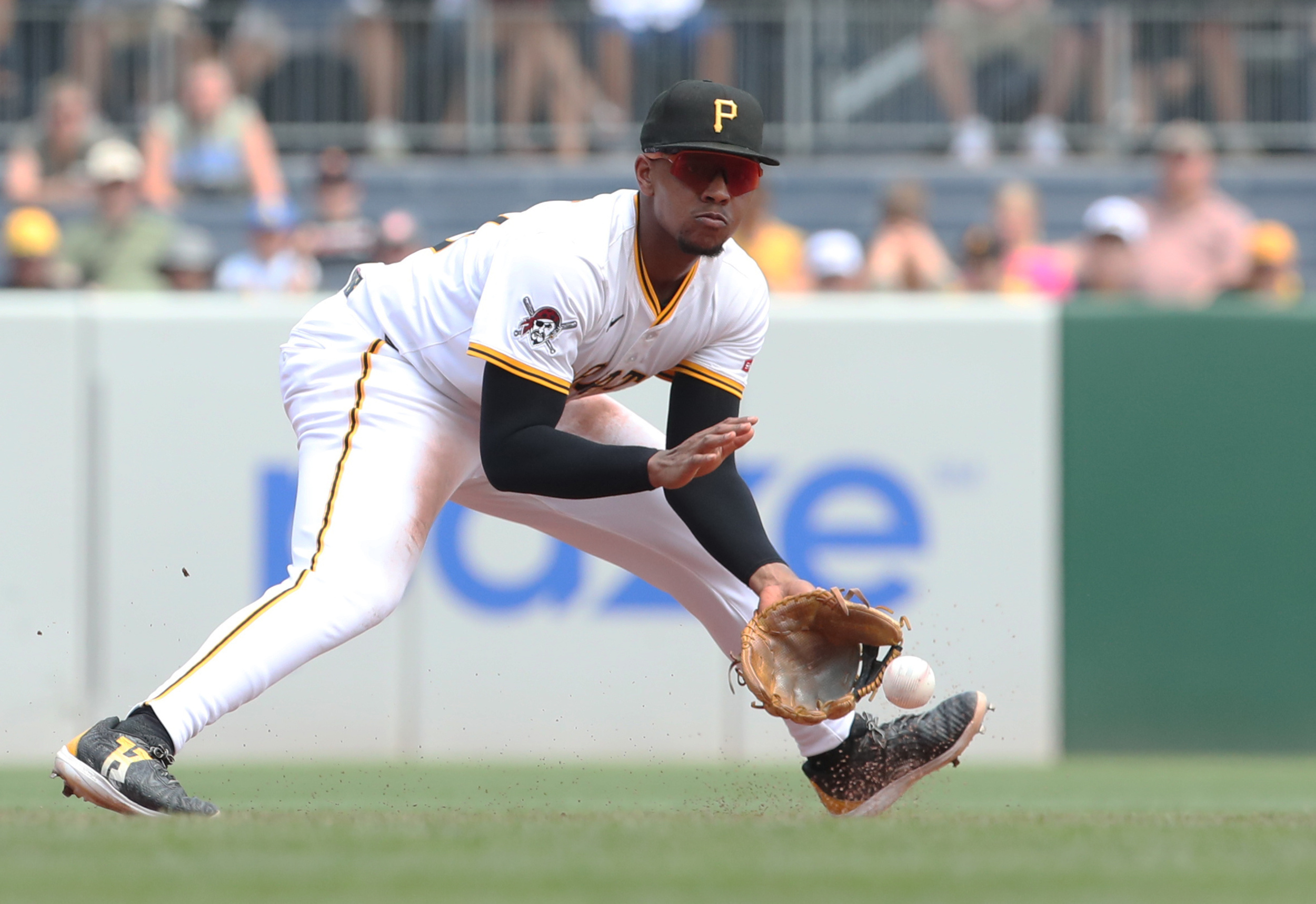 Yankees May Be Eyeing the 1 Wrong Fix for the Hot Corner