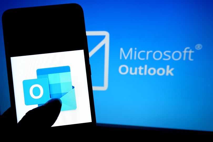 Outlook down worldwide as Microsoft scrambles to fix global outage