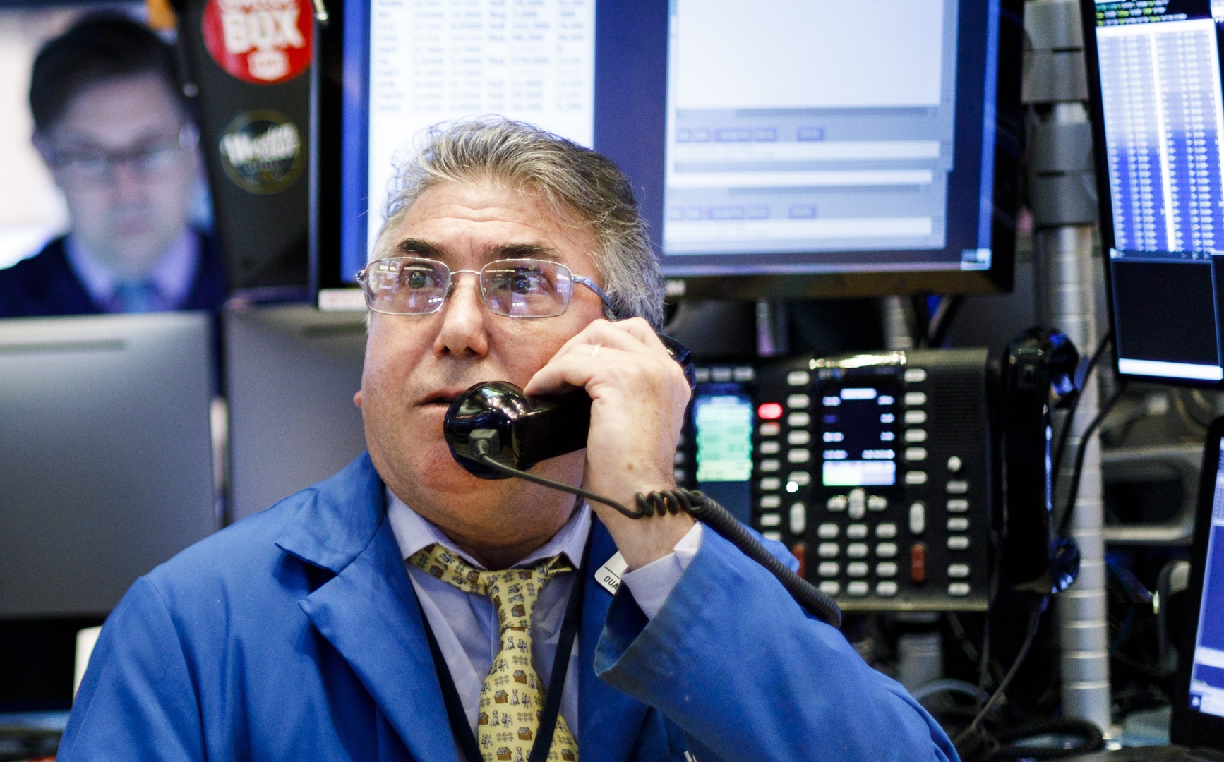 Wall Street abre en rojo, sin apenas cambios, con cautela por los ...