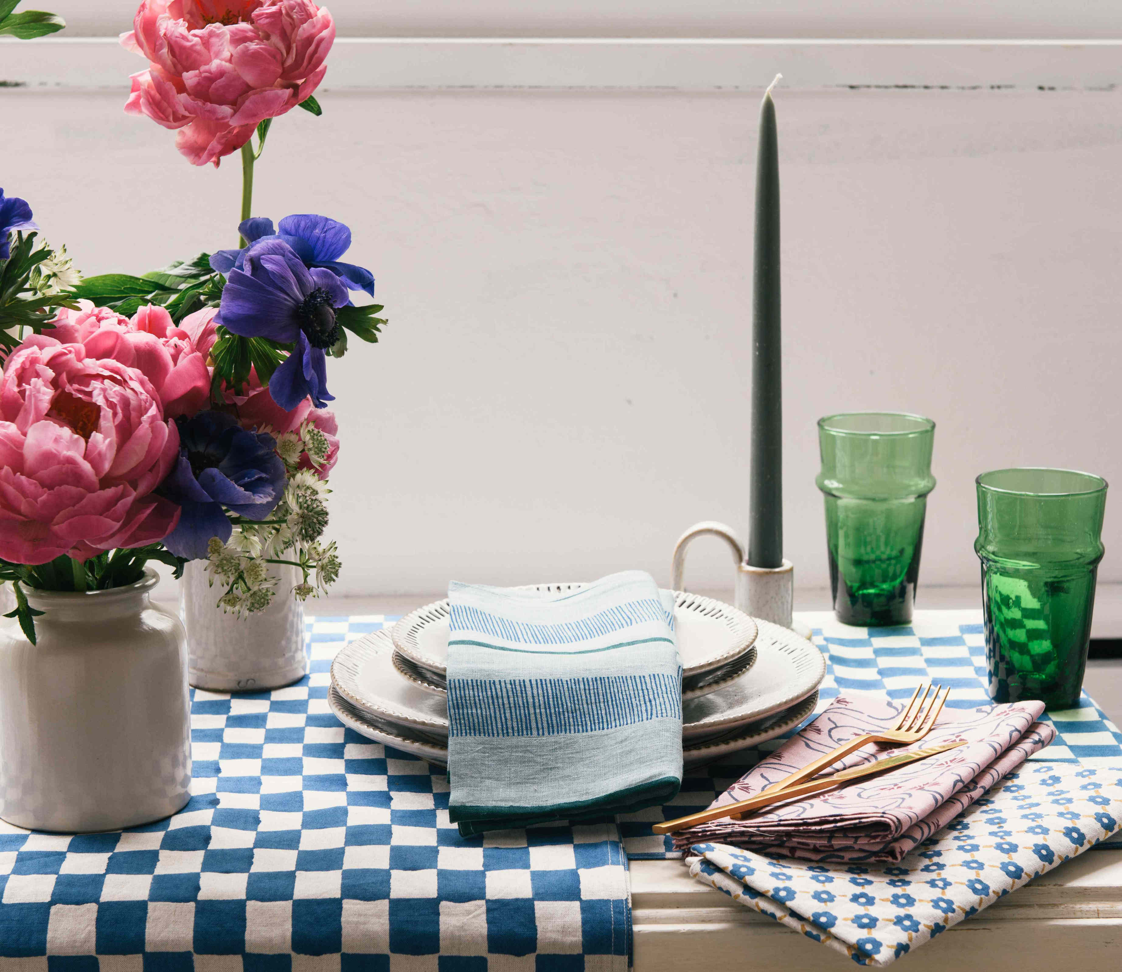 Do You Really Need to Wash Your Table Linens After Every Meal? A ...