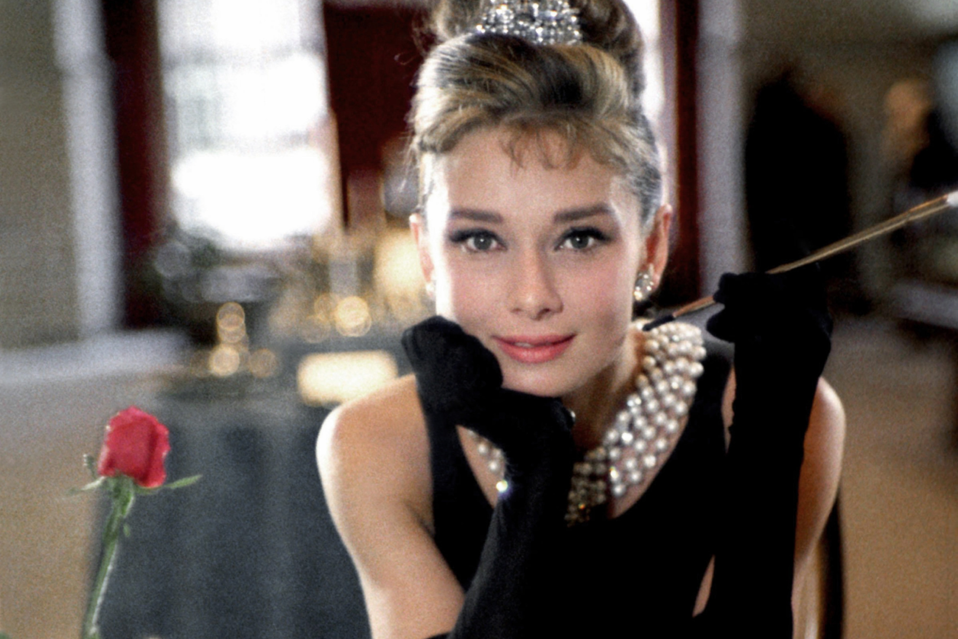 8 unforgettable dresses from films