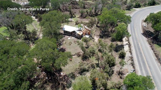 Samaritan's Purse volunteers help flood-ravaged Texas