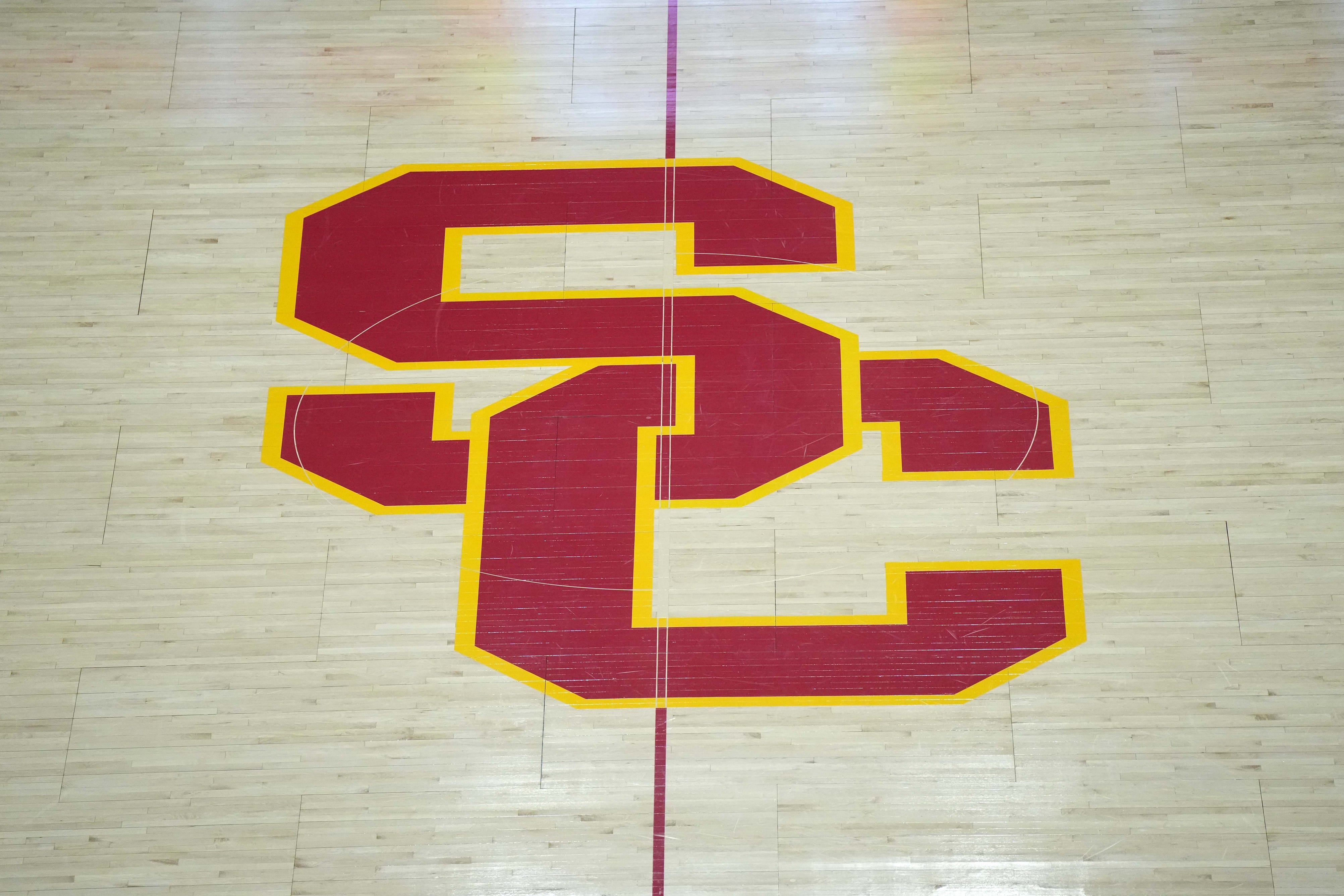 USC men's basketball freshman Alijah Arenas cleared to begin practicing ...
