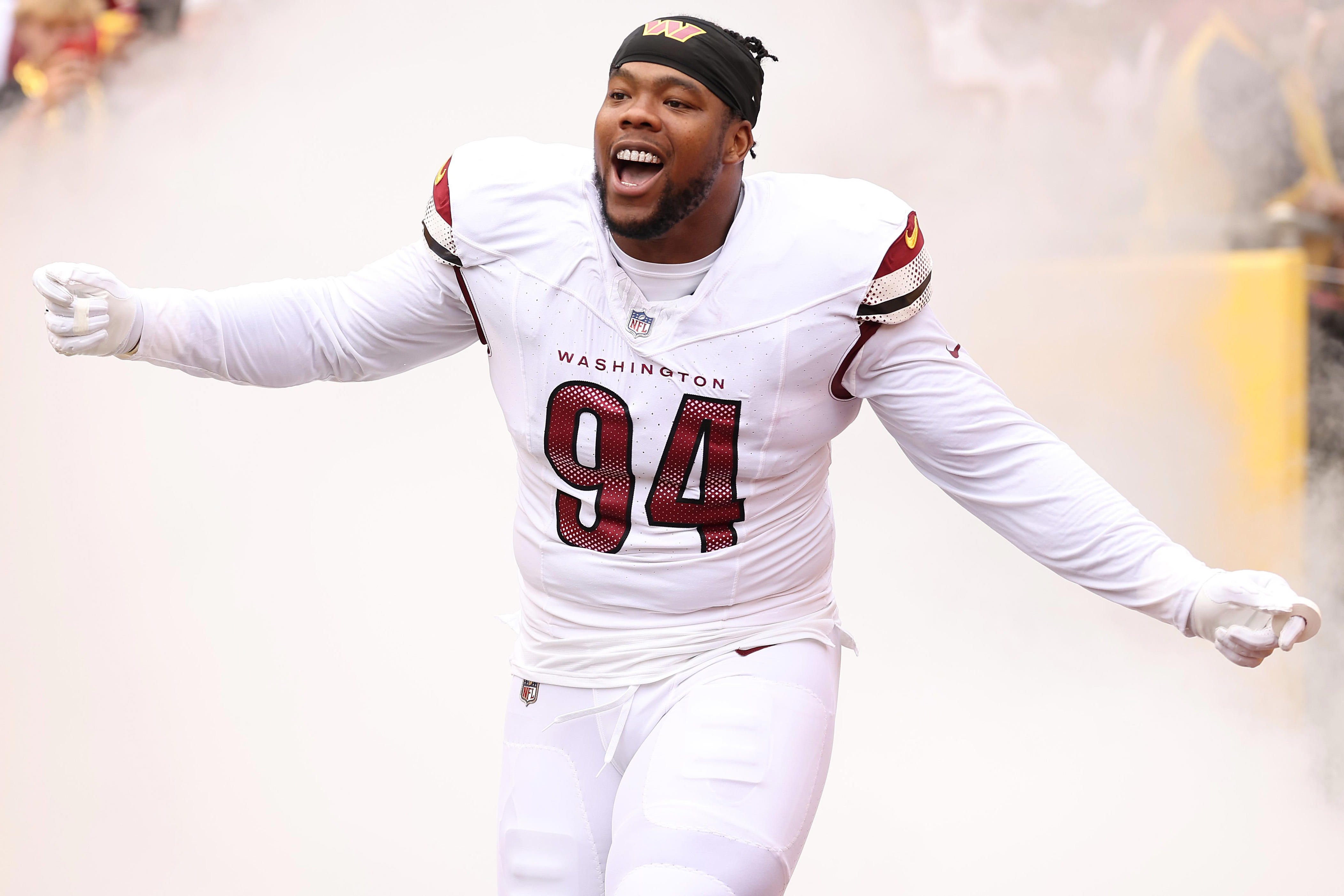 Is Commanders' Daron Payne one of the NFL's top 10 defensive tackles?