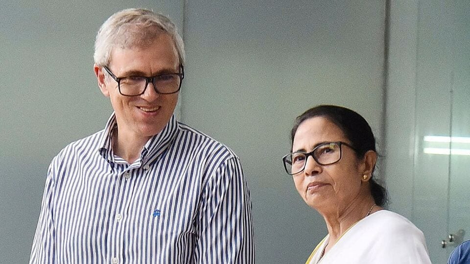 Mamata Banerjee backs Omar Abdullah, urges Centre to ensure safety in Kashmir; plans visit after ...