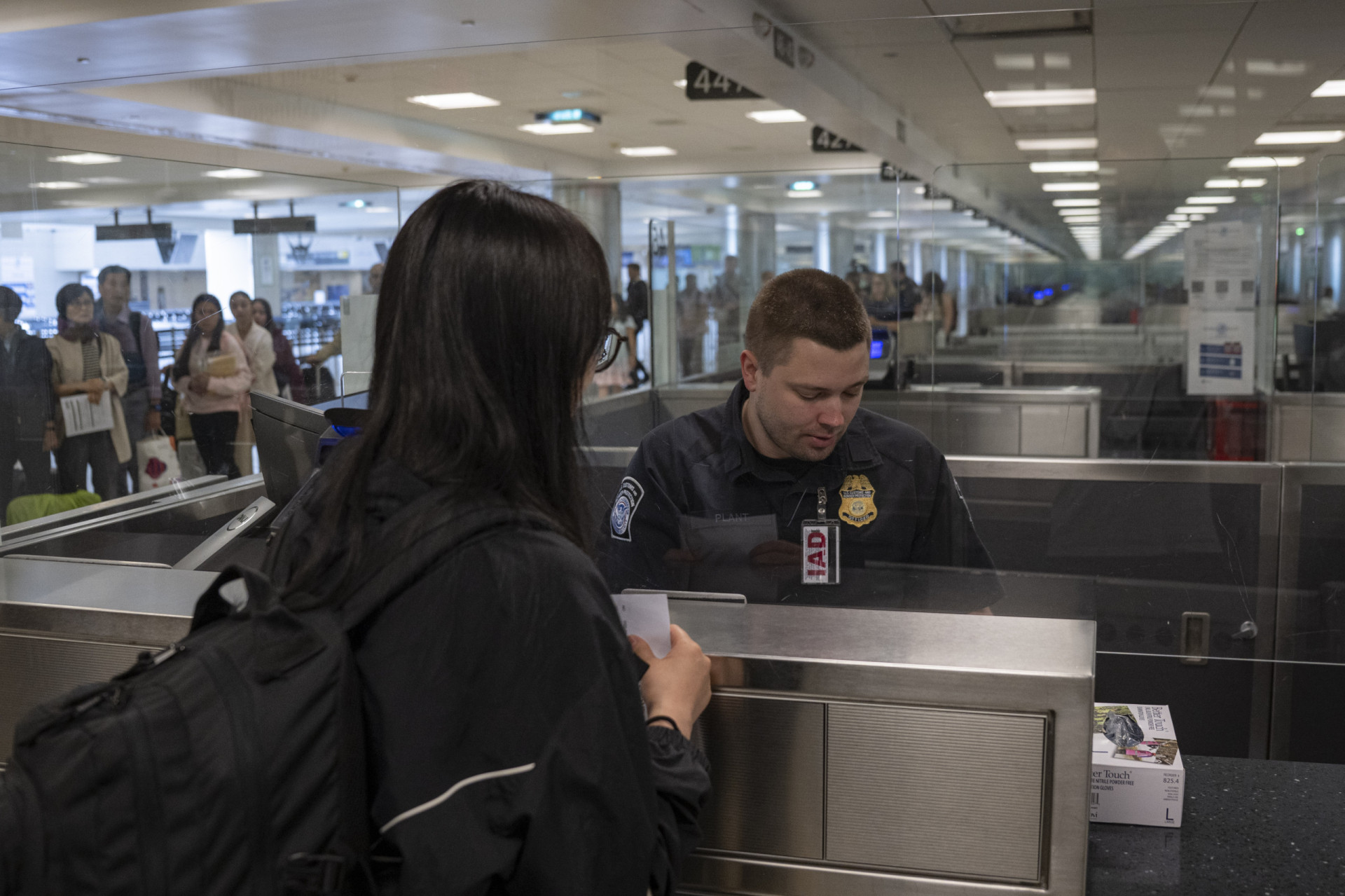 Traveling to the US? How to protect your data at the border