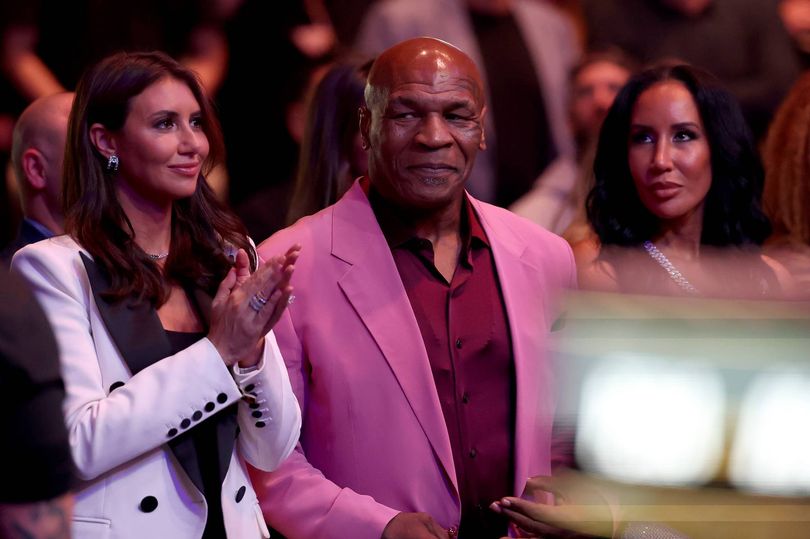 Mike Tyson given green light for Butterbean fight as reason for hold-up ...