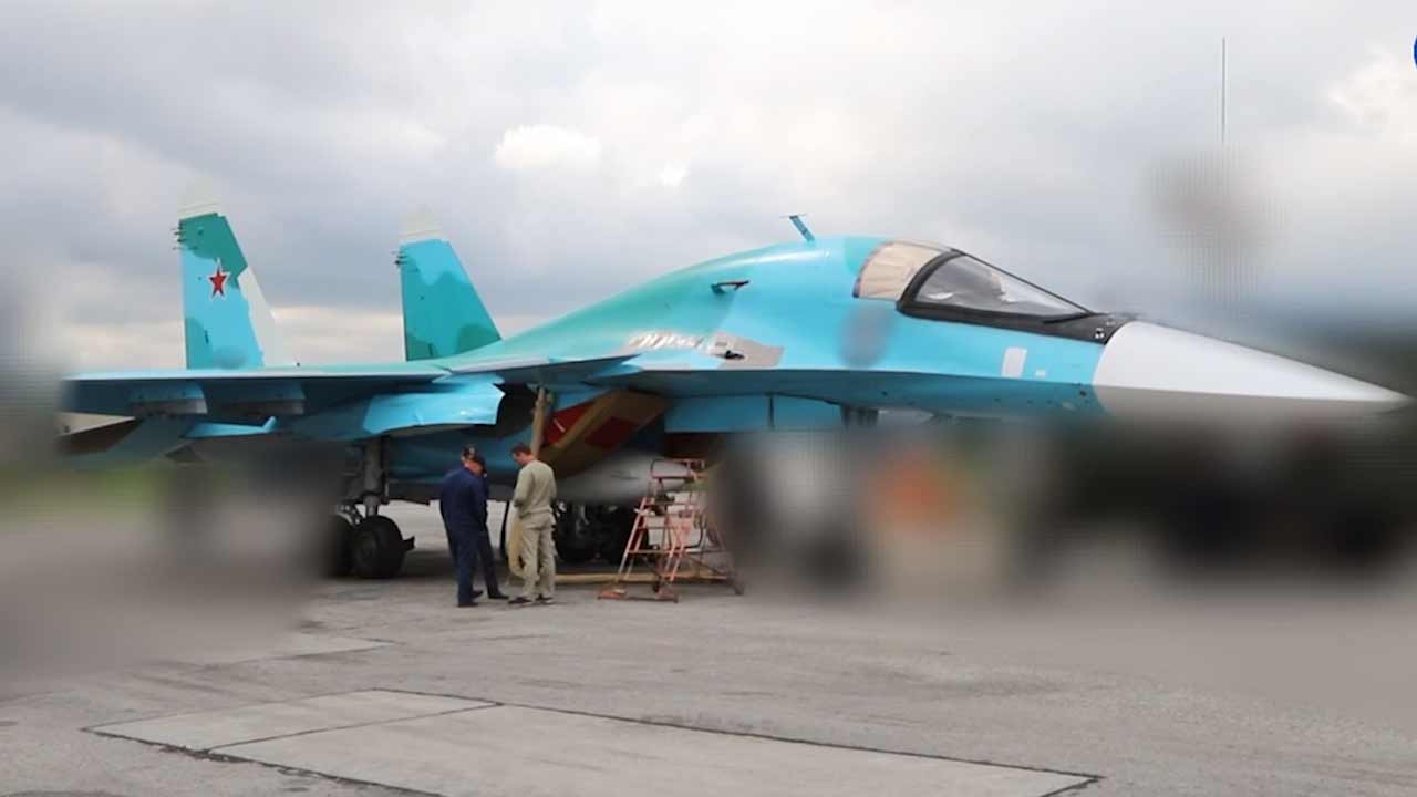 Video: Russia Showcases Power with New Su-34 Fighter Jets