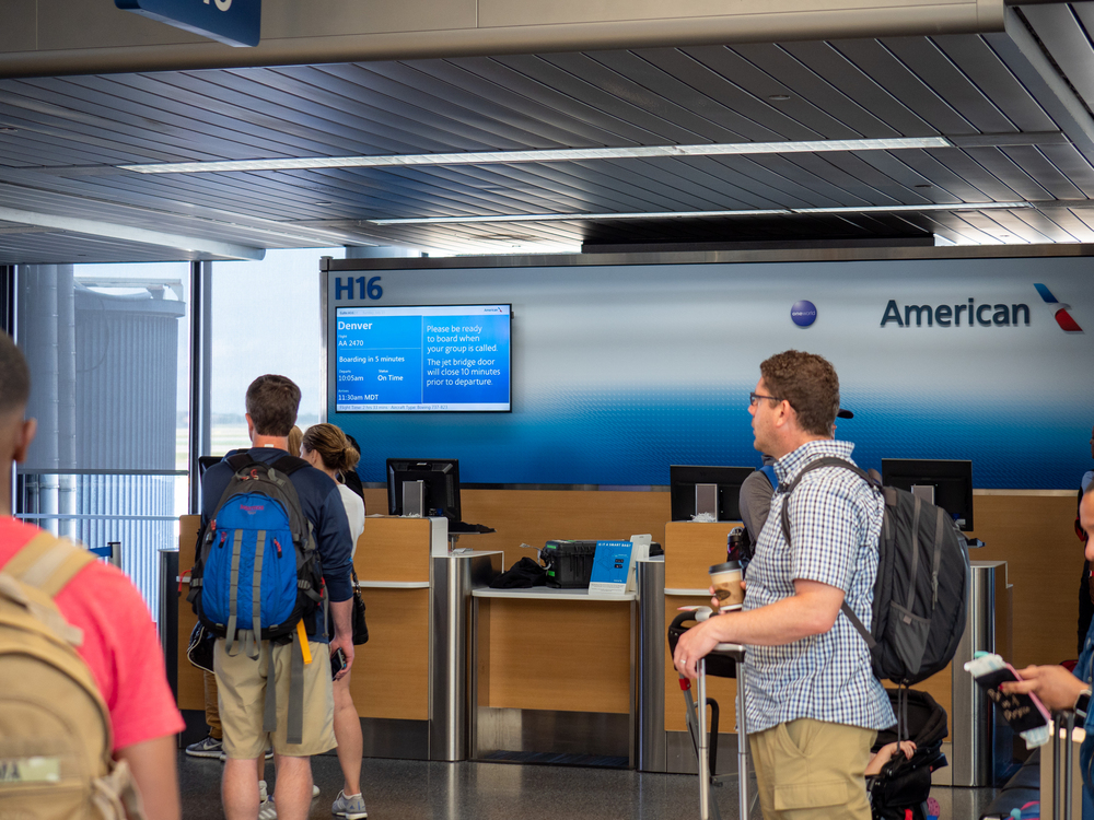 16 Items Airlines Often Lose or Damage