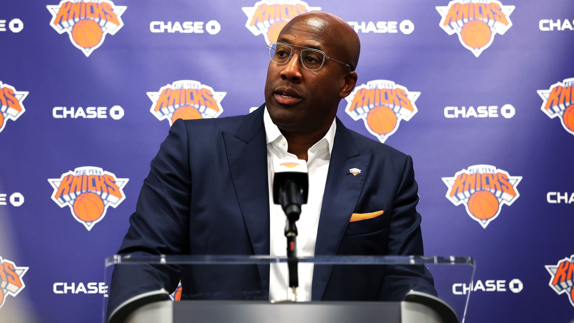 New York Knicks introduce new head coach Mike Brown