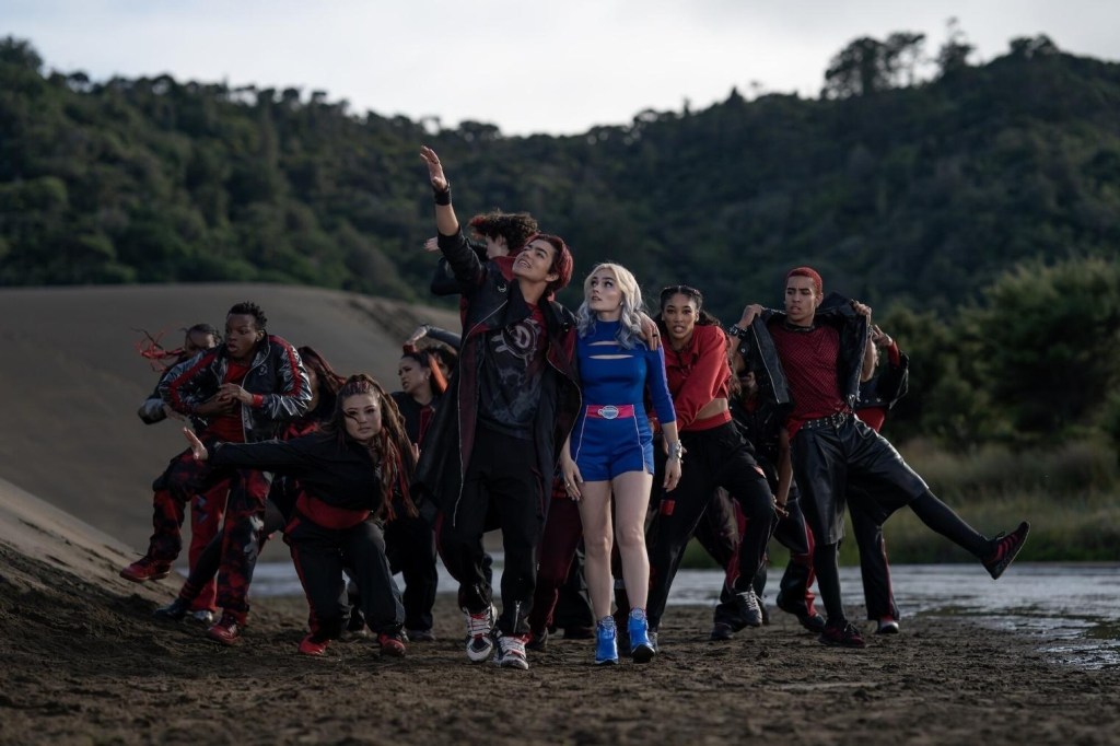 Zombies 4: Dawn of the Vampires Review: Formulaic, but Fun