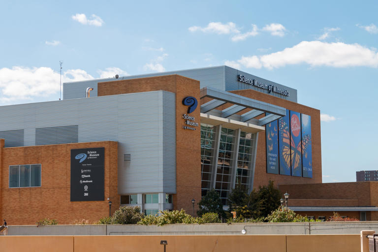 Science Museum of Minnesota dramatically downsizing, cutting 43 jobs ...