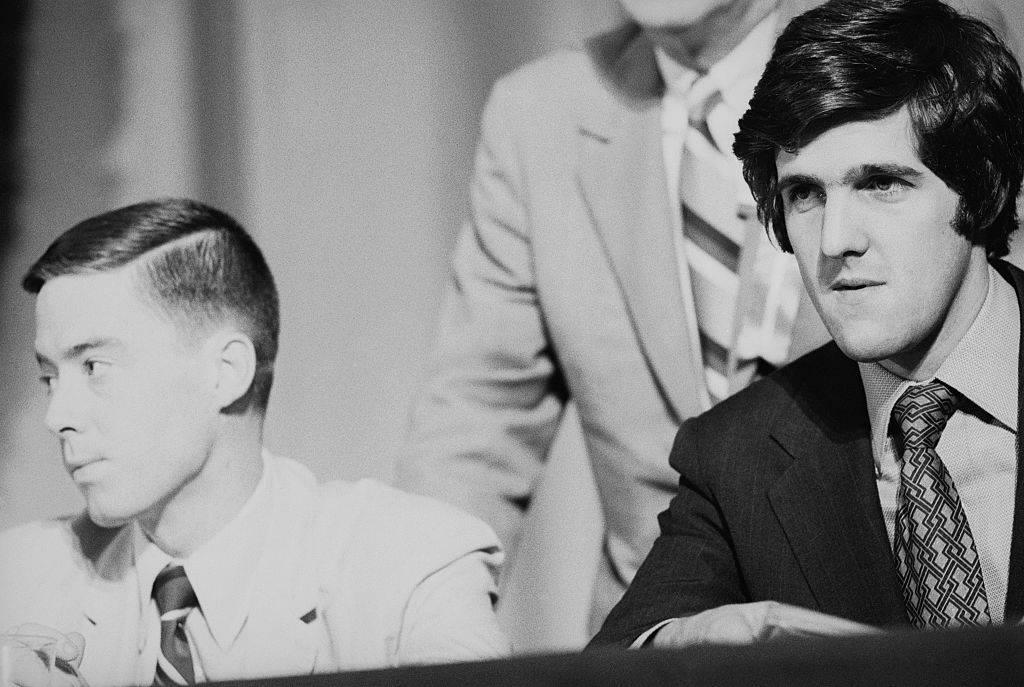 Lesser-Known Facts About The Dick Cavett Show