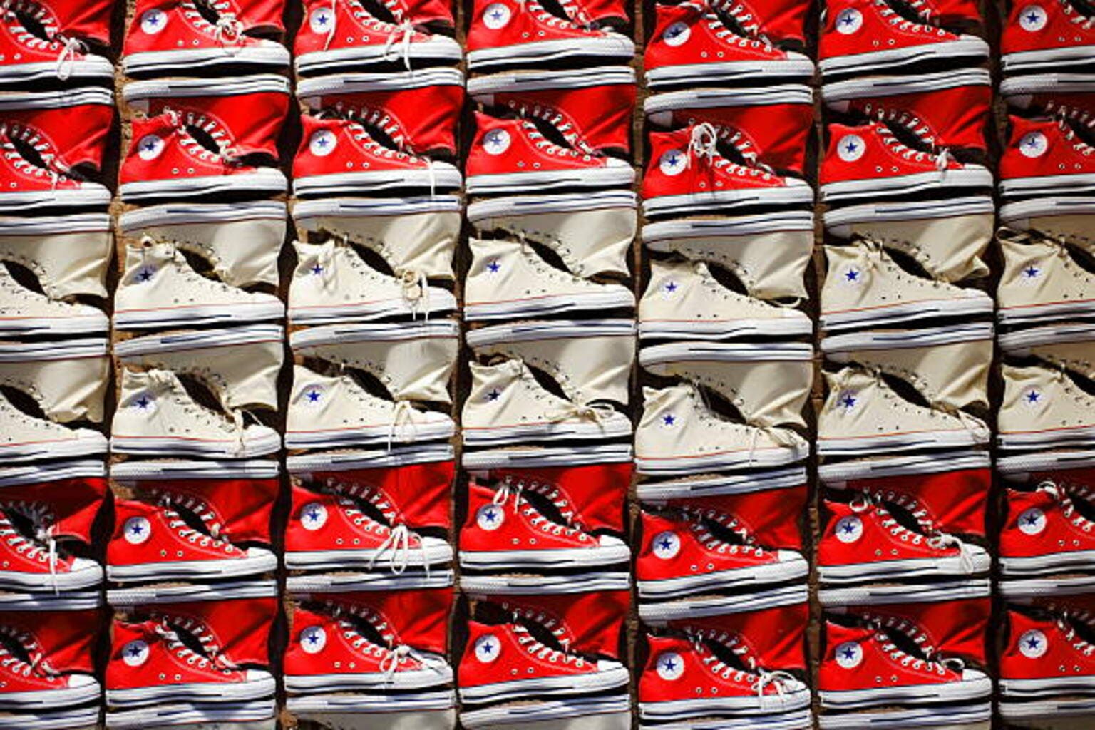 Nike replaces Converse CEO with head of men's division -- Bloomberg