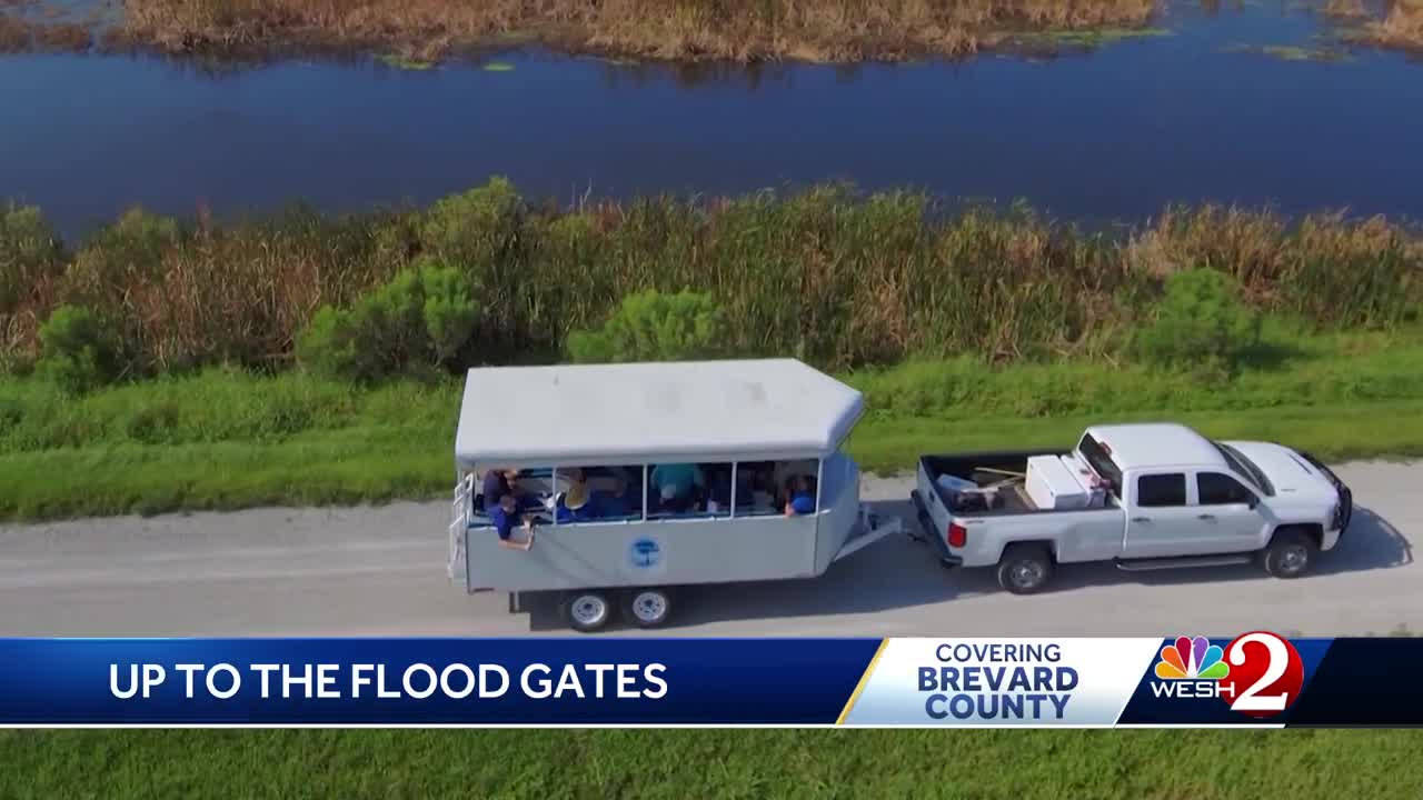 torm surge prep along Florida's St. Johns River