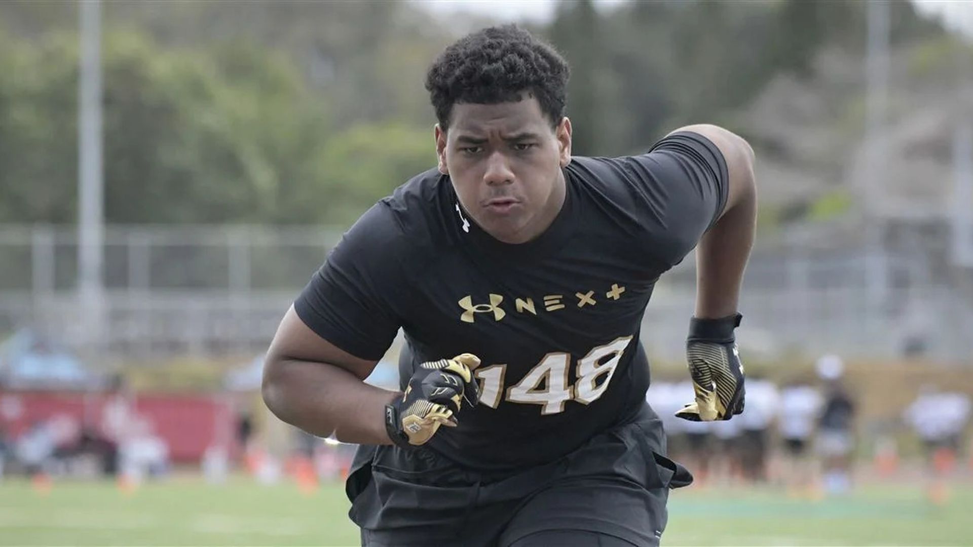 Class of 2028 edge rusher Simote Tupou commits to Arizona football